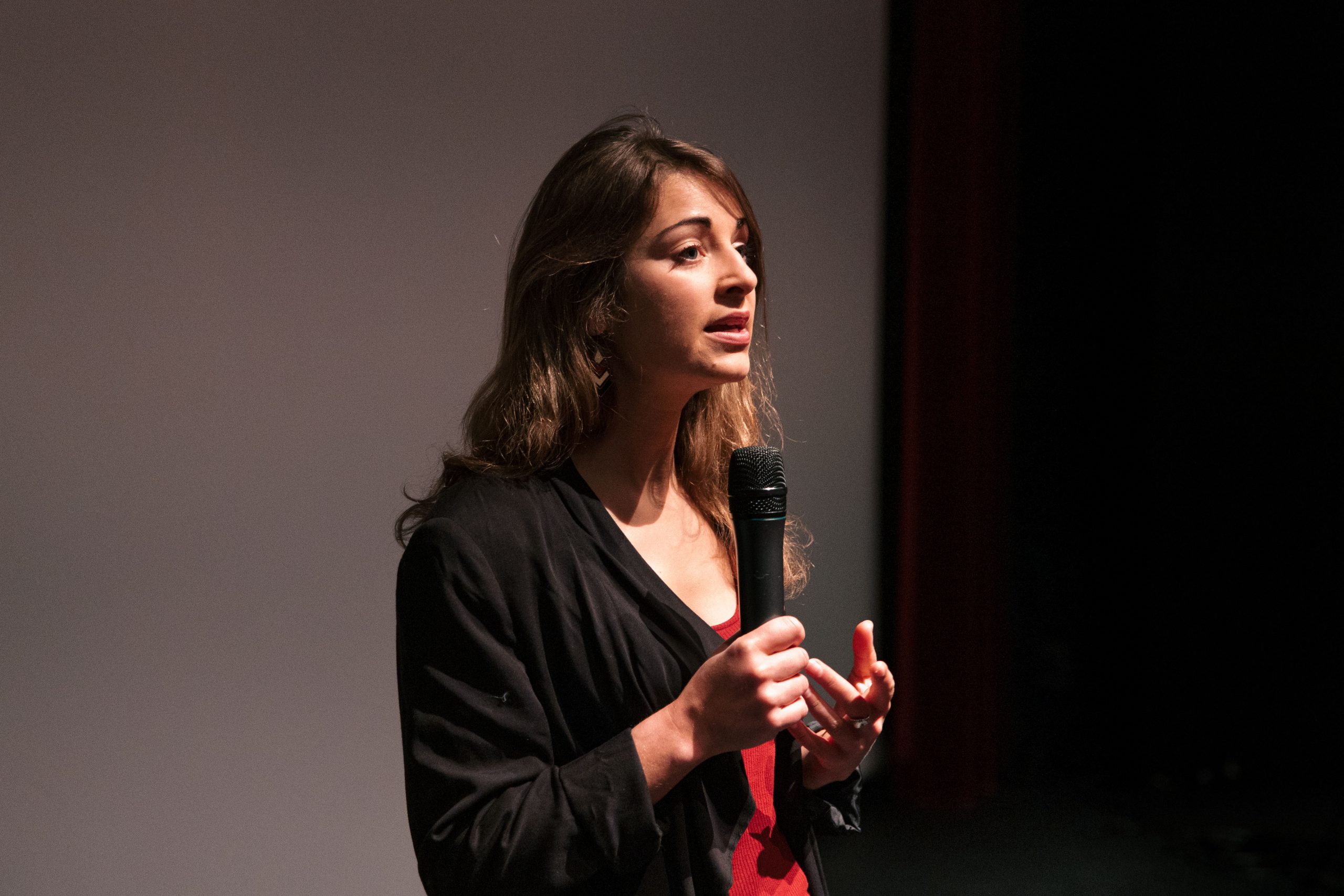 Conférences • Charlène Descollonges